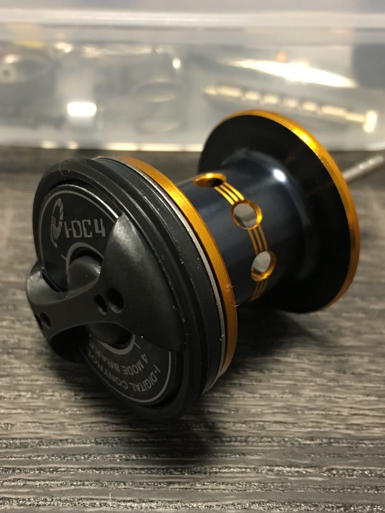 【リールメンテ】レベルワインドは叩くと割れる事が判明。固着時は無理に分解しないw | ikahime