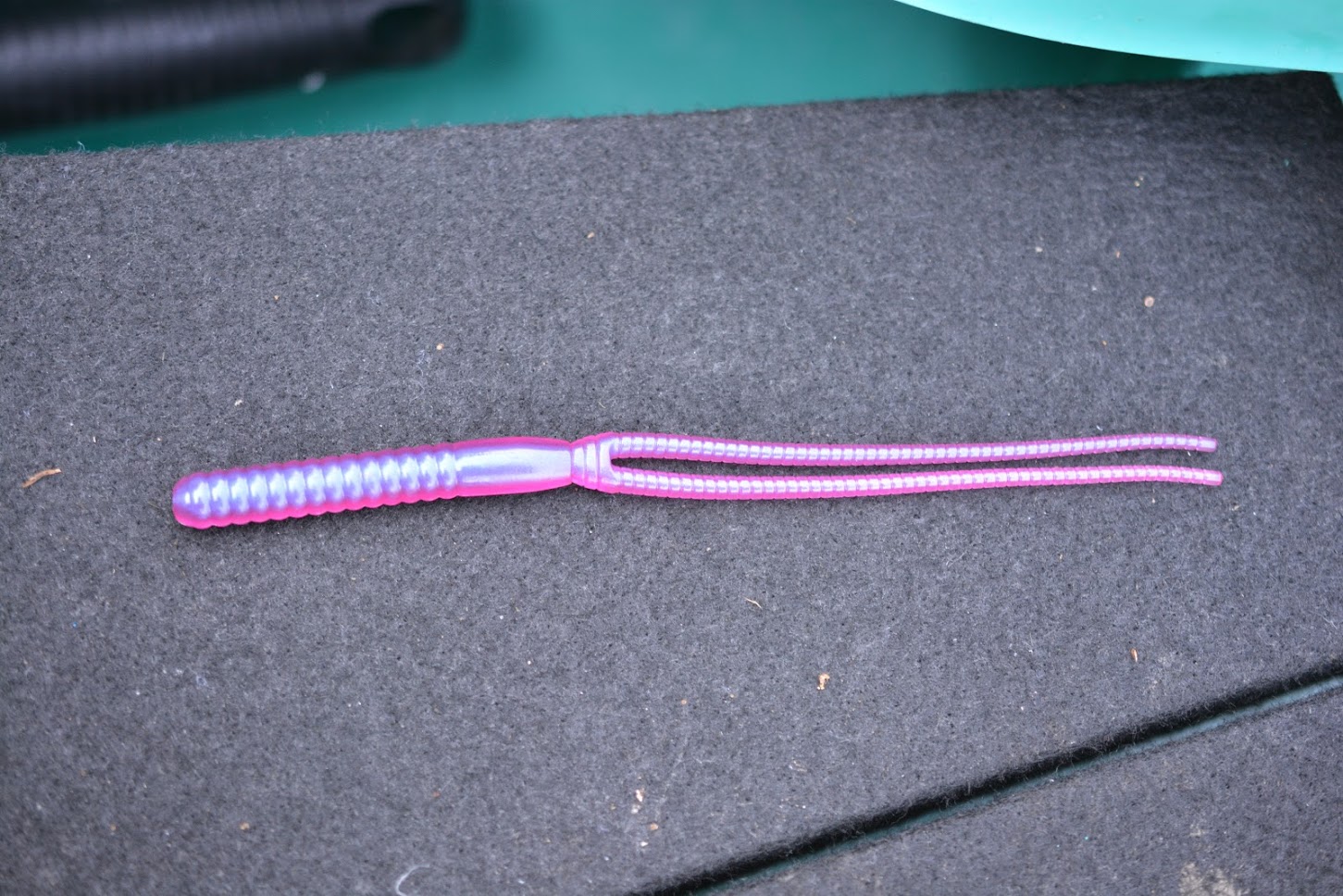 mibro DOUBLE WHIP[ダブルウィップ]。蝶のように舞い、蜂のように刺すムチ。 | ikahime