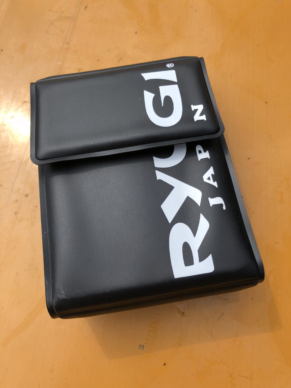 RYUGIシングルフックストッカーⅡ！フック収納の革命児。新旧比較。 | ikahime