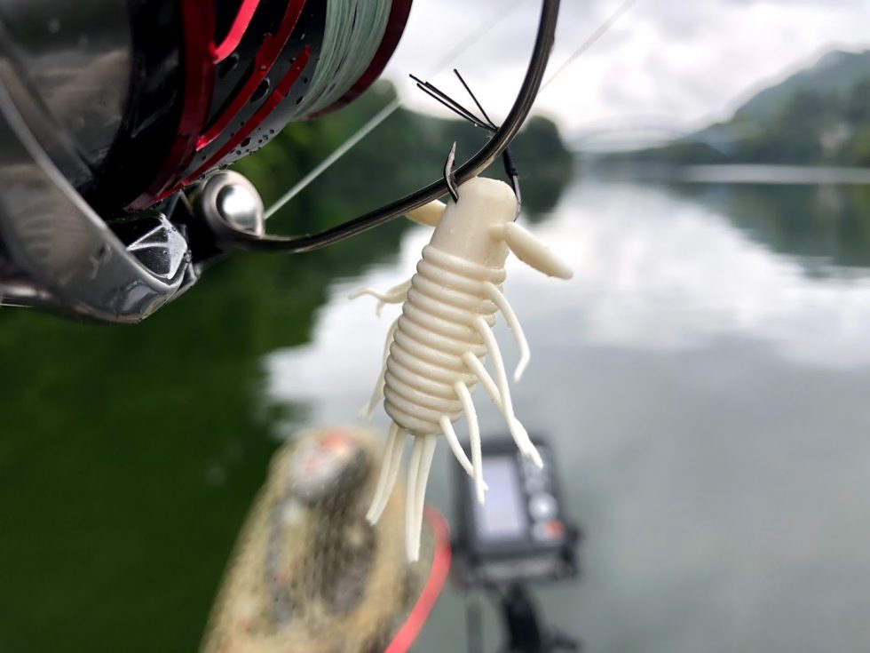 元祖沈み虫！スミス モッサはハイフロートの記載ながら「浮かない虫」でした。 | ikahime | 2ページ目