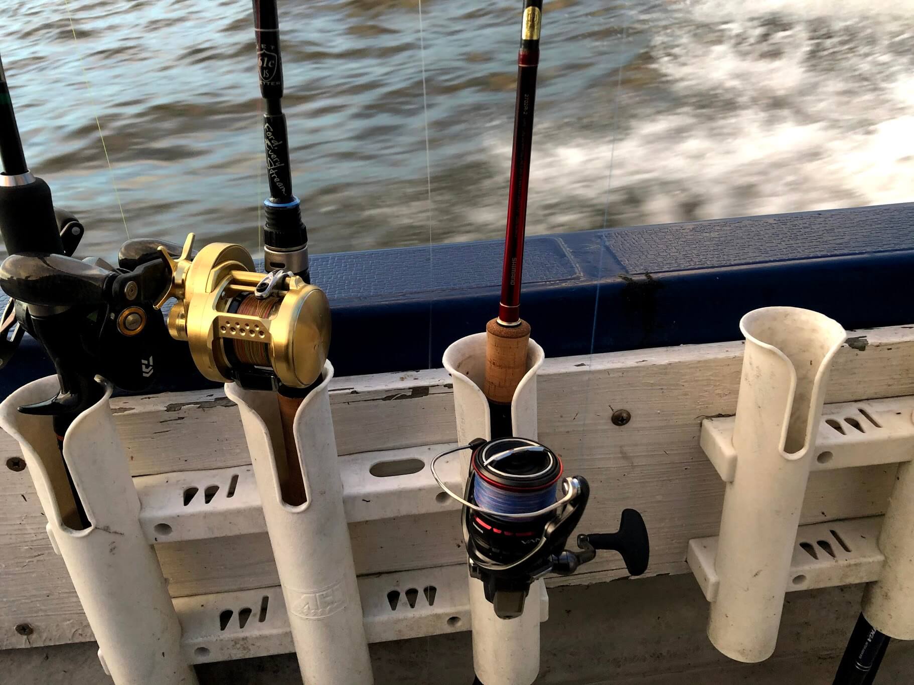 シマノ ワールドシャウラ 2702R-2インプレ。[超赤]ボートシーバスに最適な一本。 | ikahime | 2ページ目