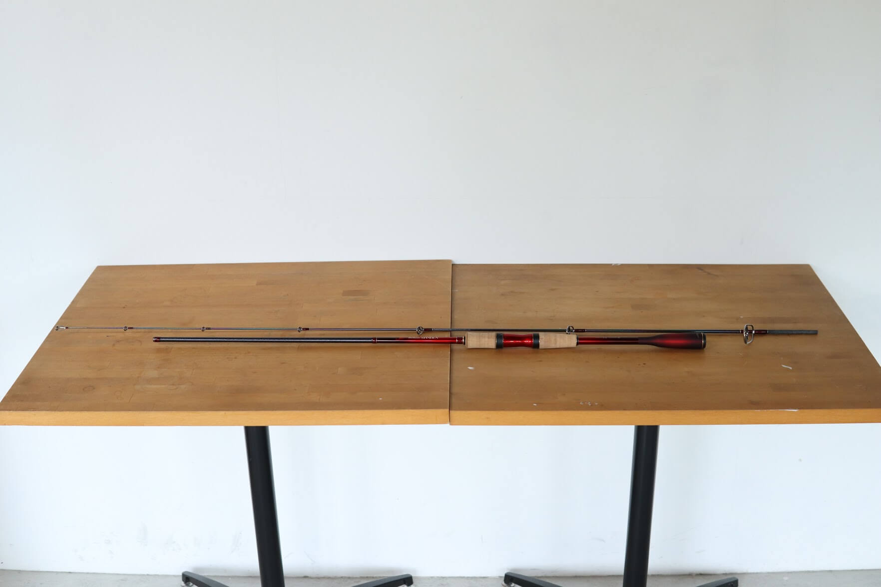 シマノ ワールドシャウラ 2702R-2インプレ。[超赤]ボートシーバスに最適な一本。 | ikahime