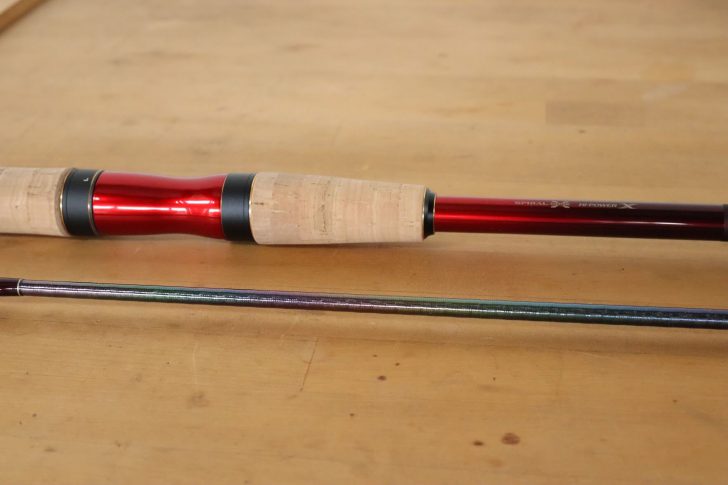 シマノ ワールドシャウラ 2702R-2インプレ。[超赤]ボートシーバスに最適な一本。 | ikahime