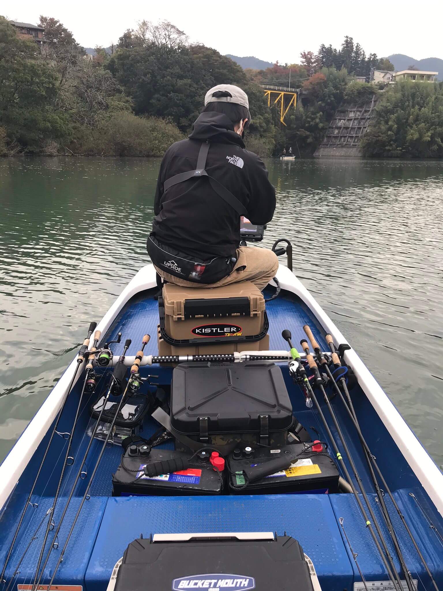 ’防寒ジャケット’は不要。冬のバス釣りの防寒について考察。レイヤリングで乗り切れ！[2021] | ikahime