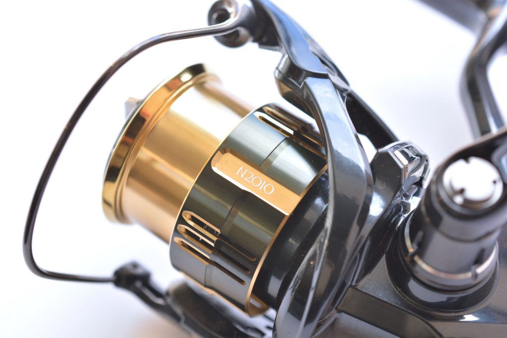 シマノ小型スピニングリールの選び方。2500S番と2000S番どっちがおすすめ？ | ikahime